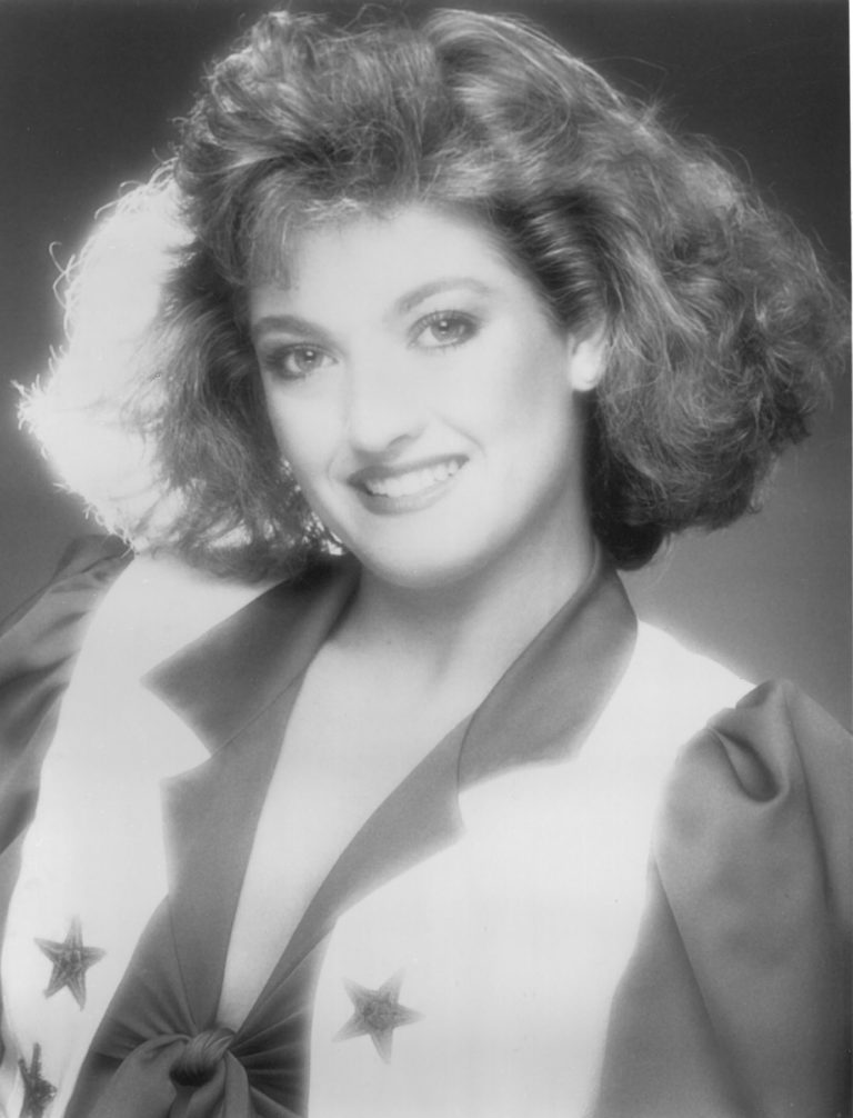 Alumni Spotlights – Page 5 – Dallas Cowboys Cheerleaders