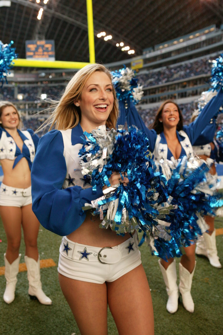 Alumni Spotlights – Dallas Cowboys Cheerleaders