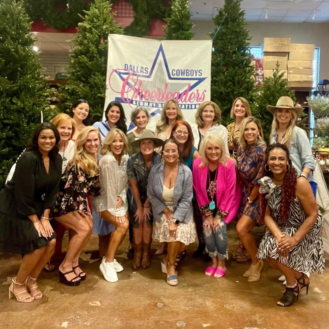 Alumni Spotlights – Dallas Cowboys Cheerleaders