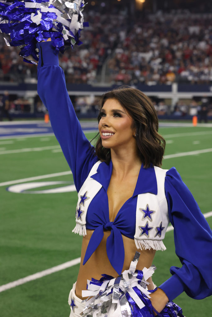Lea – Dallas Cowboys Cheerleaders