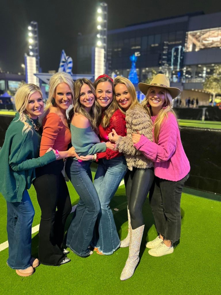 Spirit of DCC! – Dallas Cowboys Cheerleaders
