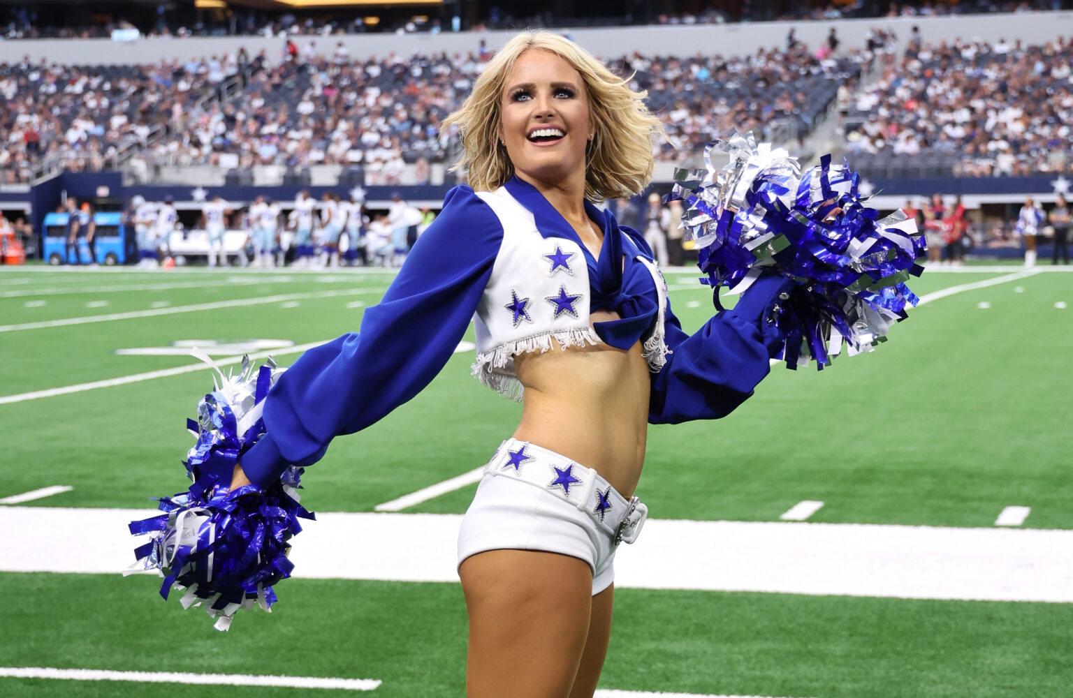 Anna Kate – Dallas Cowboys Cheerleaders