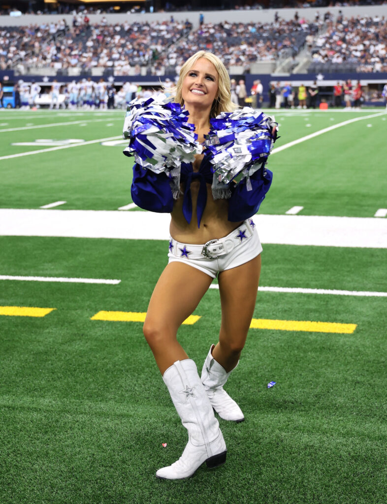 Anna Kate – Dallas Cowboys Cheerleaders