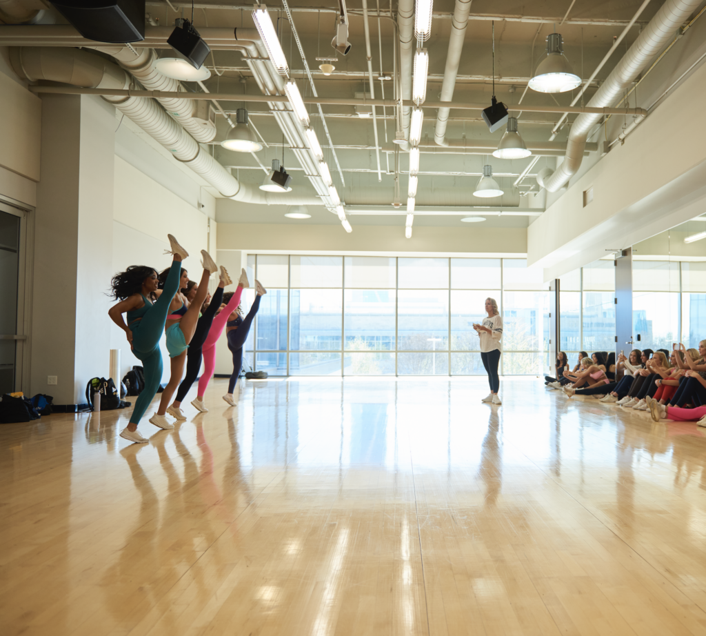 Classes – Dallas Cowboys Cheerleaders