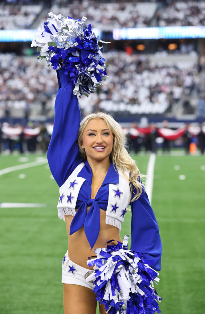 Michelle – Dallas Cowboys Cheerleaders