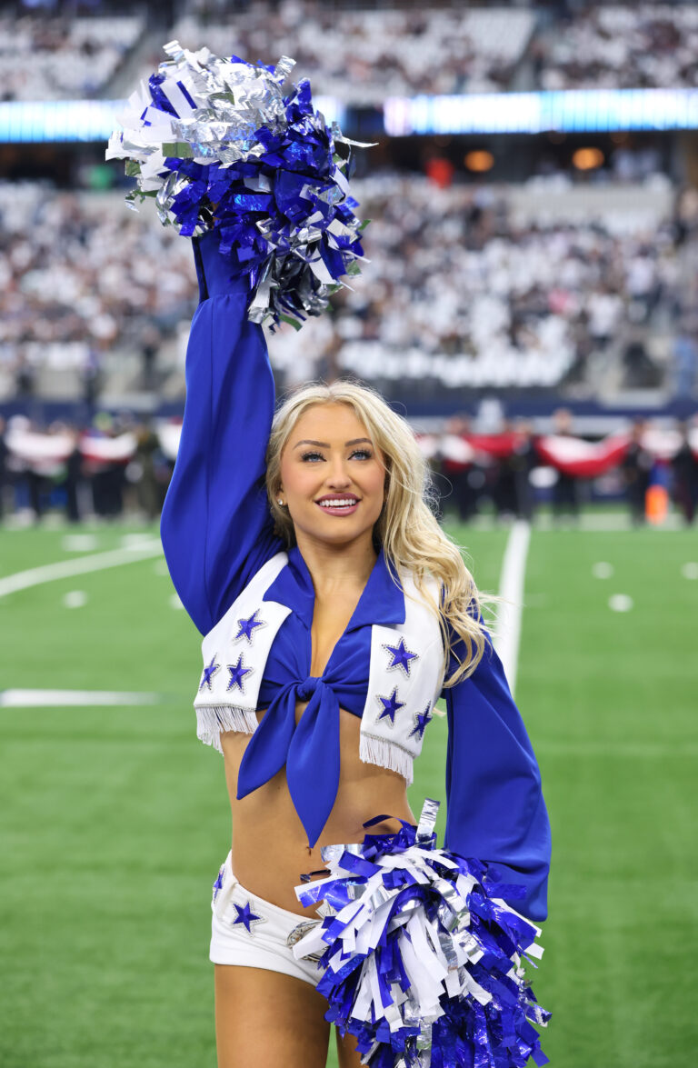 Michelle – Dallas Cowboys Cheerleaders