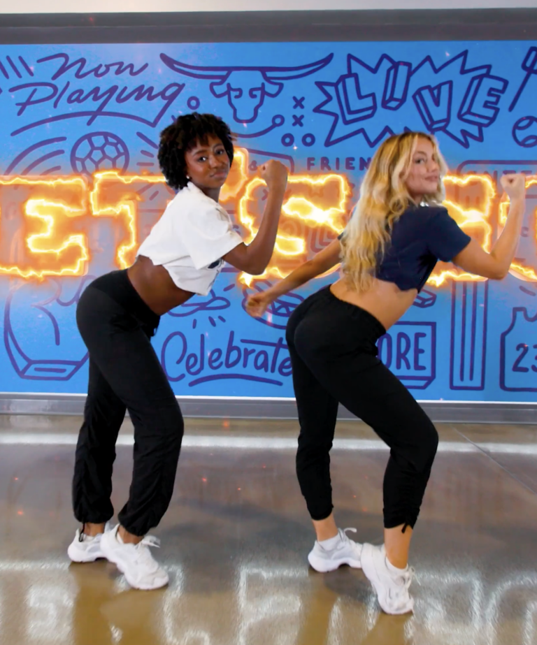 DCC In Motion: Kleine and Kally – Dallas Cowboys Cheerleaders