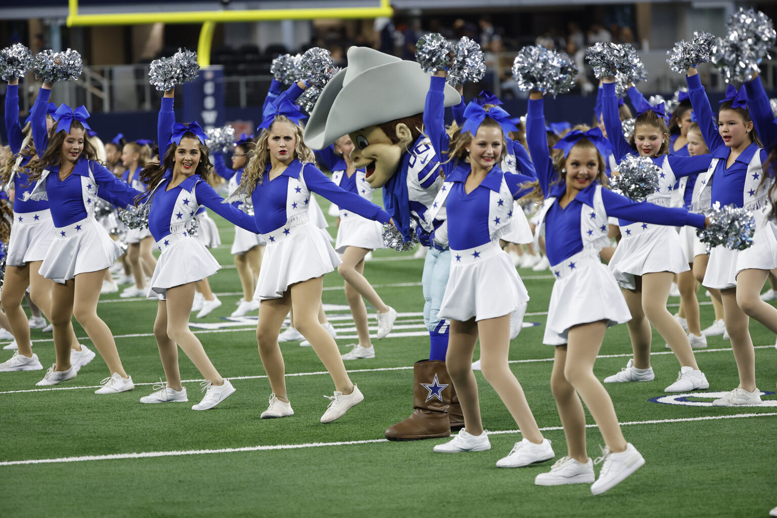 Junior DCC – Dallas Cowboys Cheerleaders