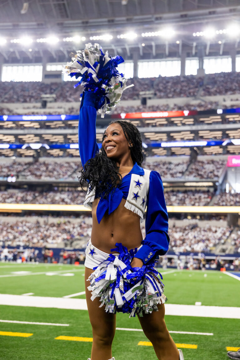 Kayla – Dallas Cowboys Cheerleaders